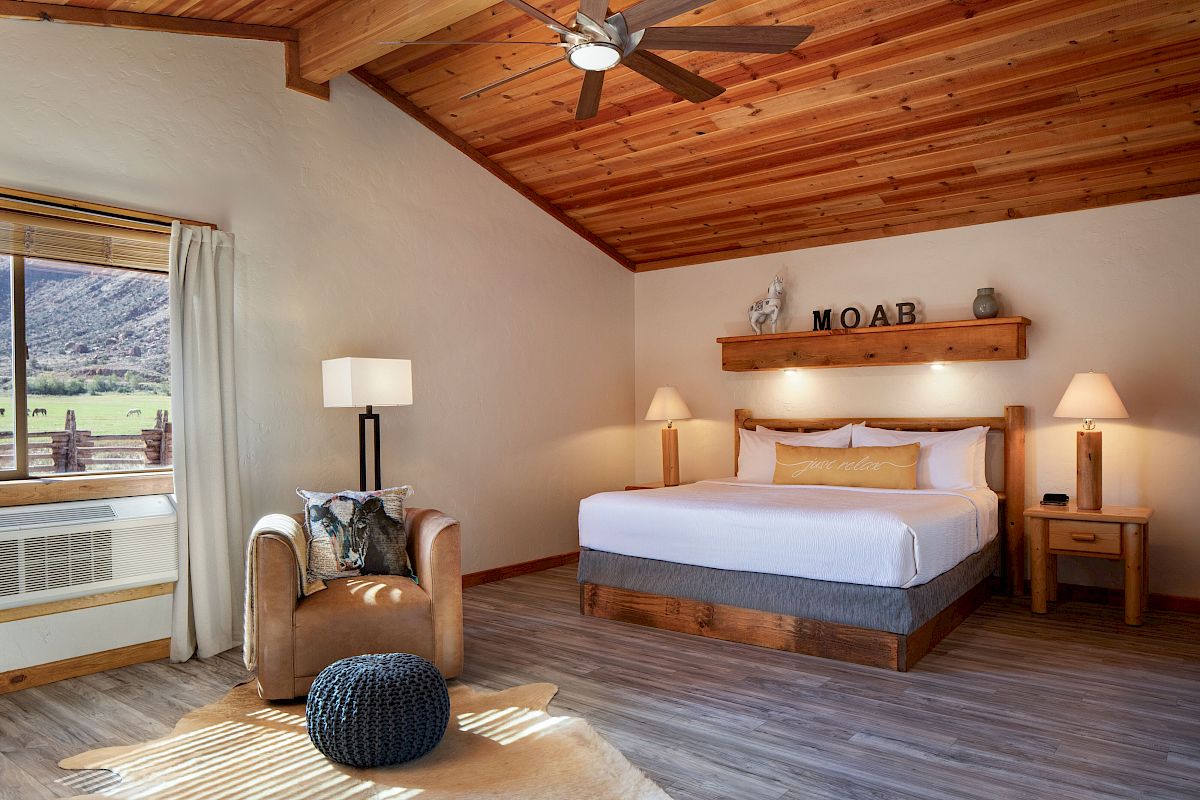 Red Cliffs Lodge Moab - Best Luxury Lodging in Moab Utah