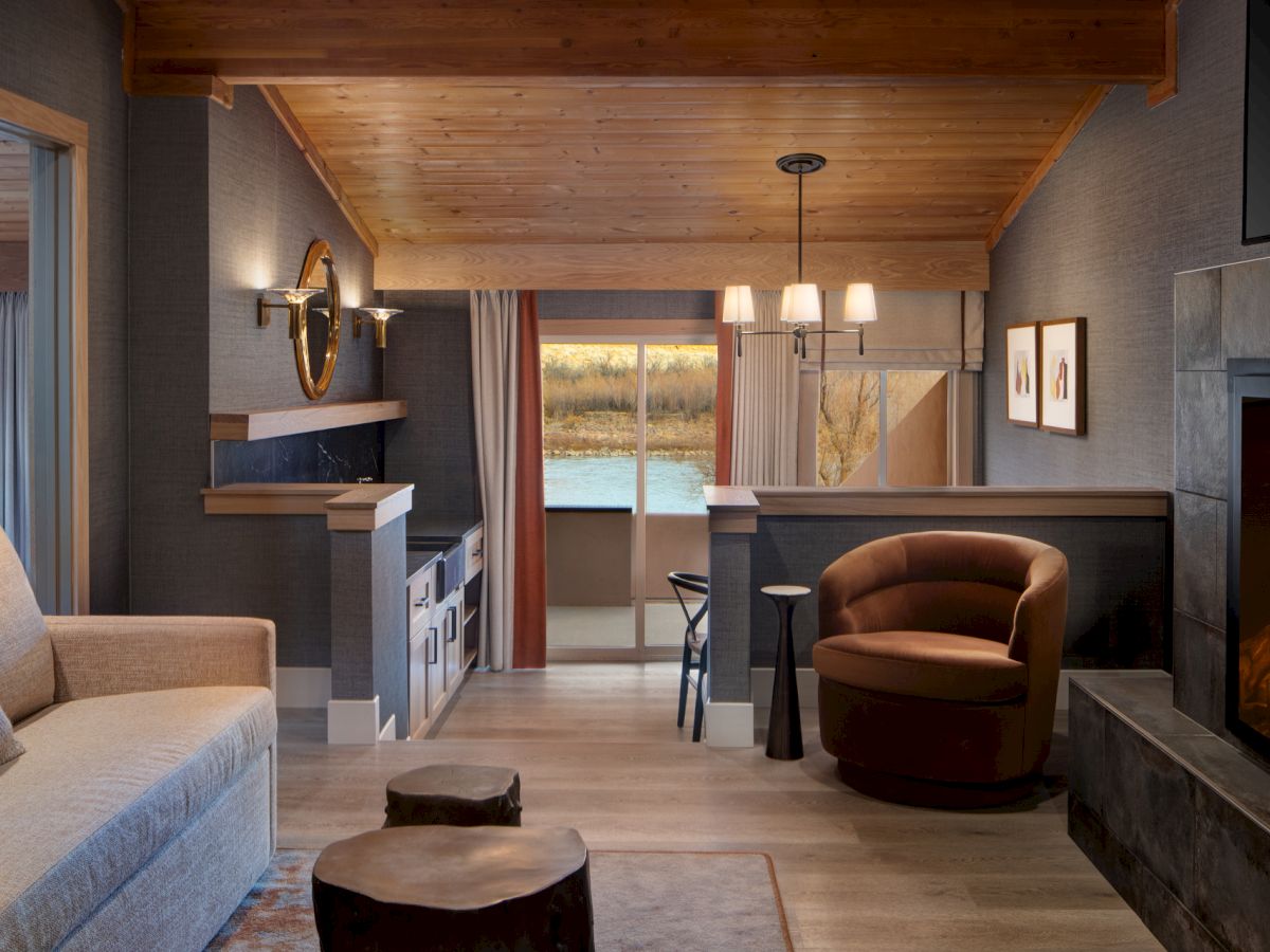 Red Cliffs Lodge Moab - Best Luxury Lodging in Moab Utah
